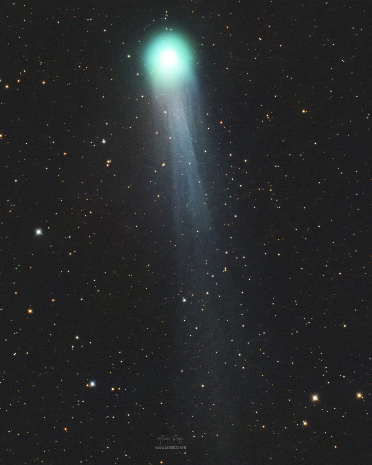 Comet 12P/Pons-Brooks across Andromeda constellation | Astrocat